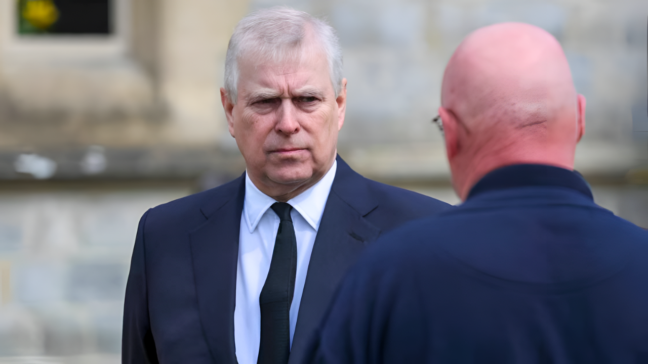 Princess Beatrice skips family Christmas as Prince Andrew faces holiday ...