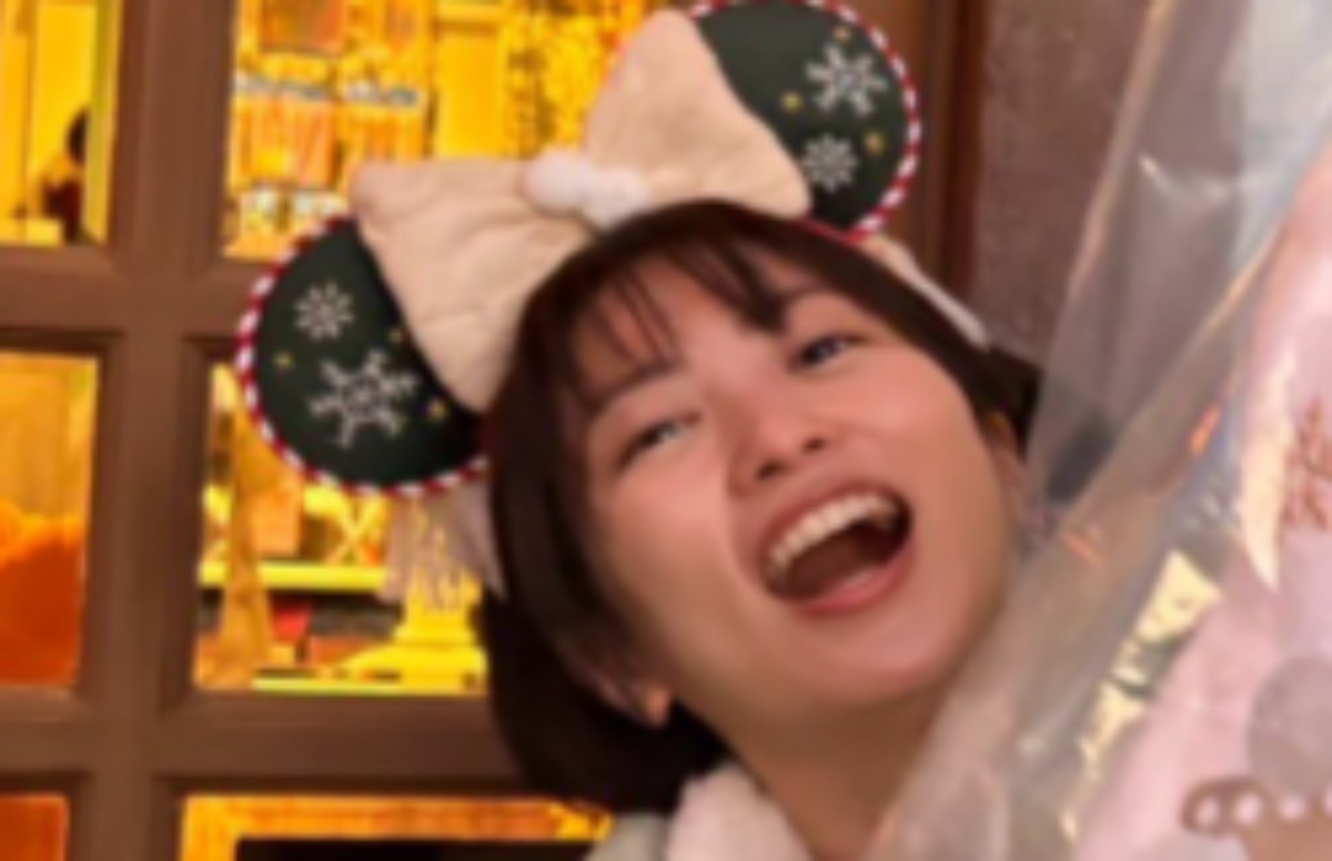 志田未来、ディズニーでゲットしたクリスマス限定アイテムに「取れたんだ!」「羨ましい!」と注目集まる
