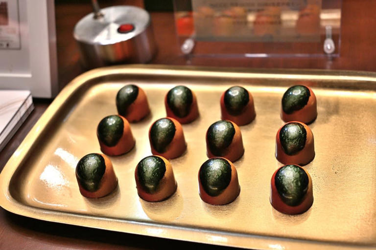 【史上最速】阪急バレンタインチョコレート博覧会2026。160ブランドが早くもオンライン販売スタート!お披露目会潜入レポート