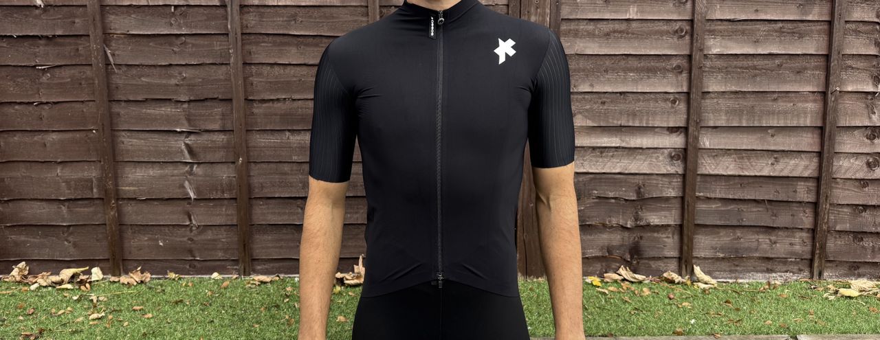 Assos Equipe RS Shell Jersey S11 review: an innovative take on an aero ...