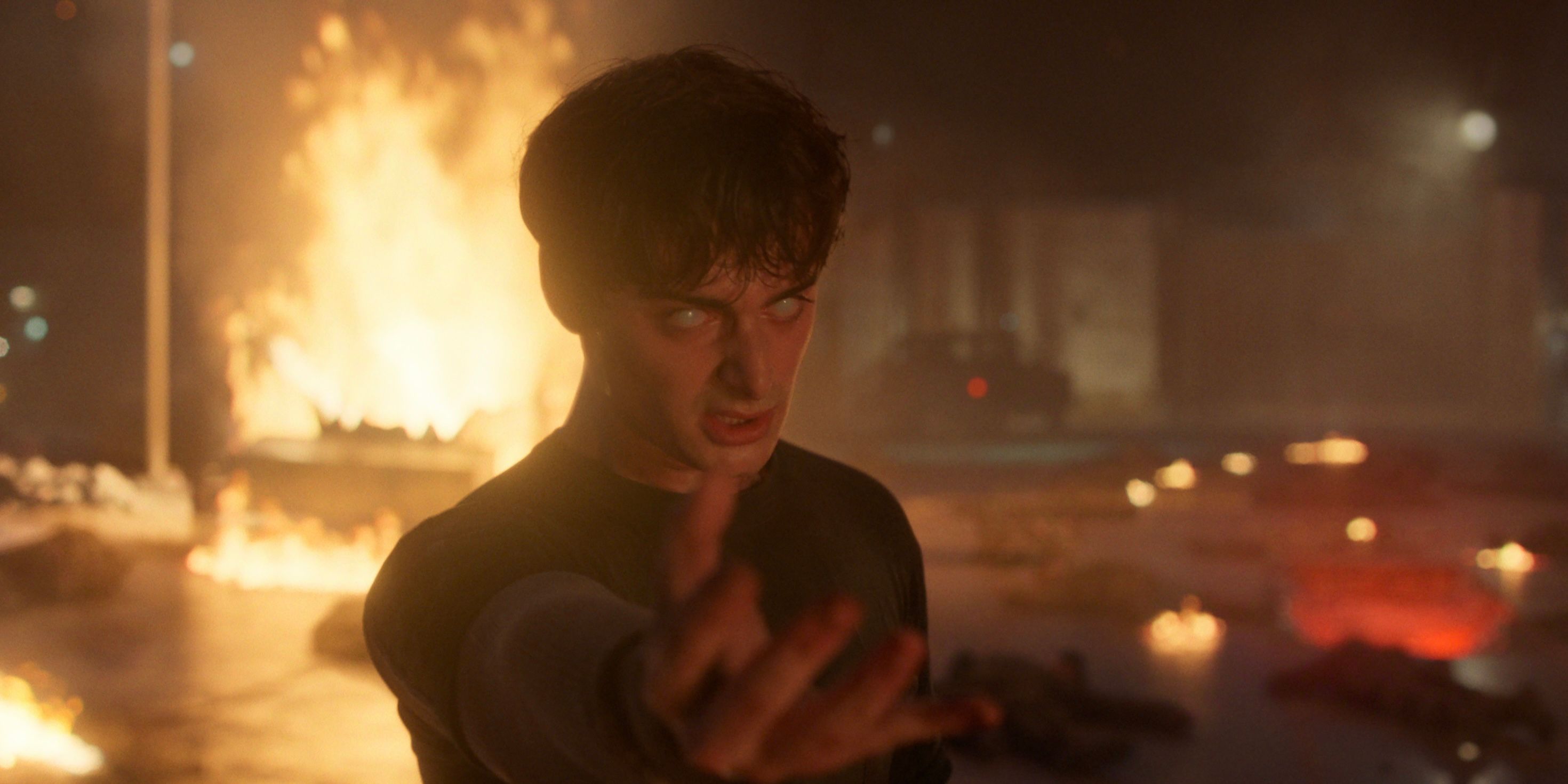 Stranger Things creators explain why Demogorgons were absent in key ...