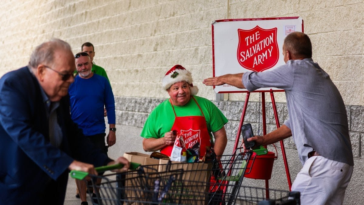 How a retiree became South Pasadena’s familiar Salvation Army bell ringer