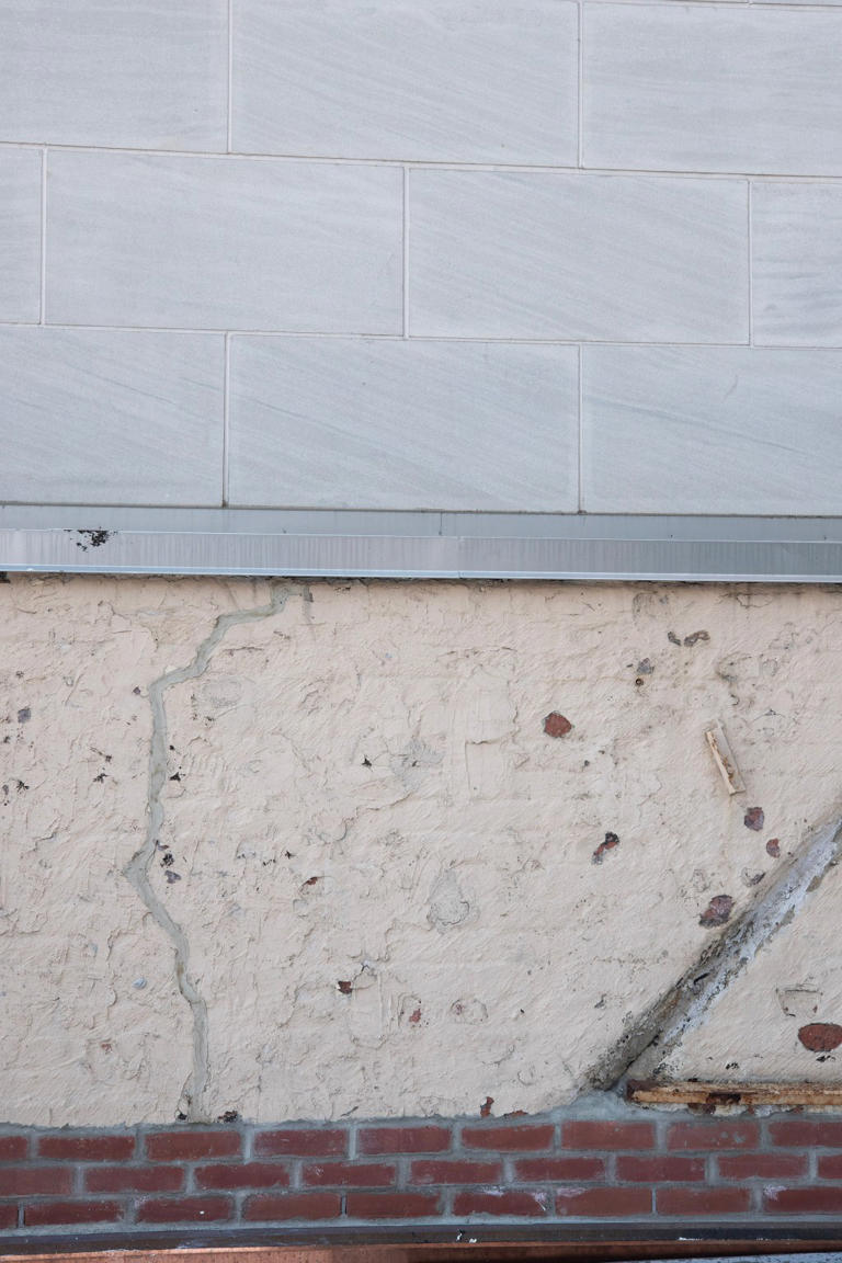 Supertall Billionaires’ Row tower construction made neighboring ...