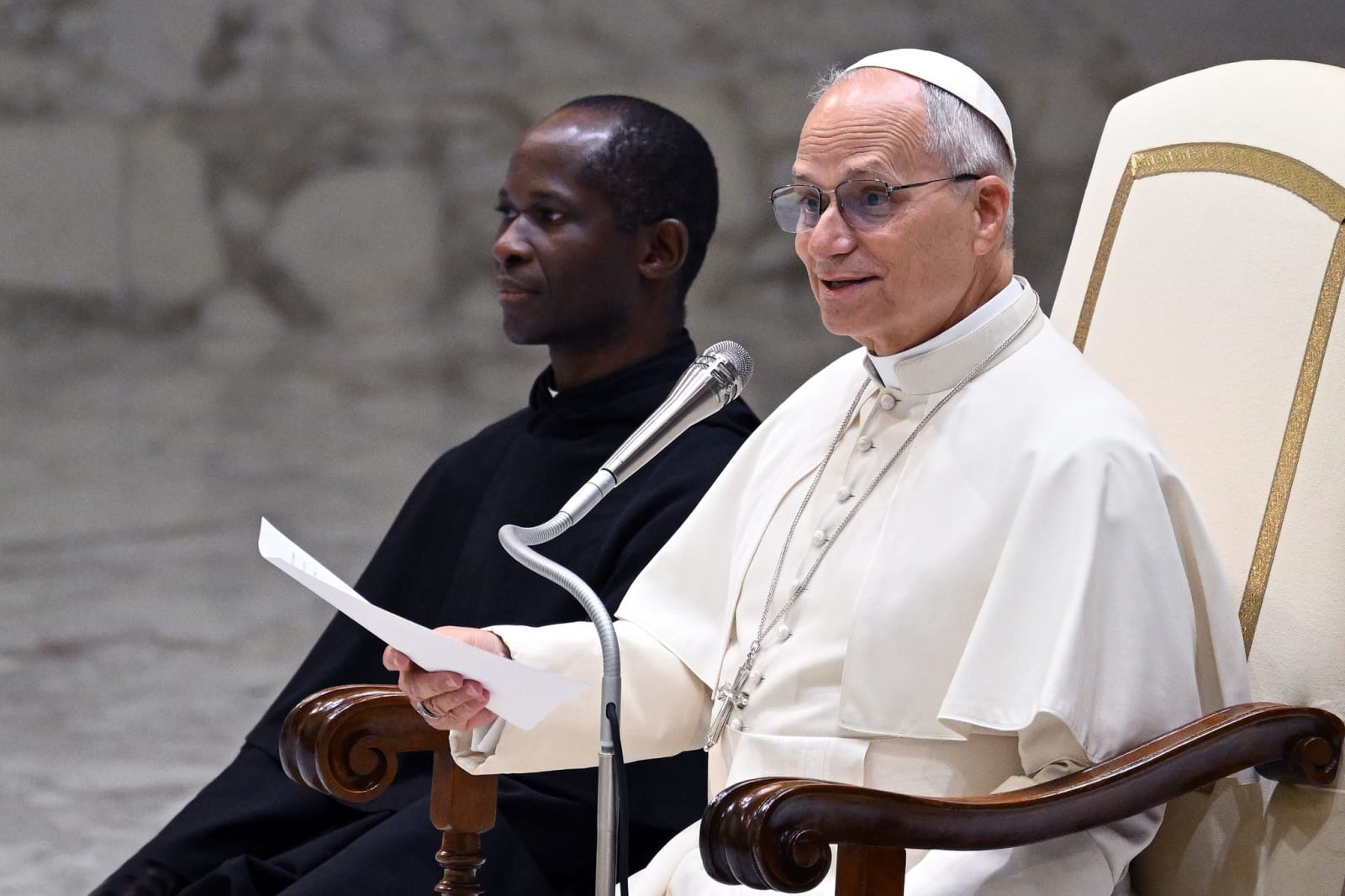 Pope calls for worldwide ceasefire at Christmas