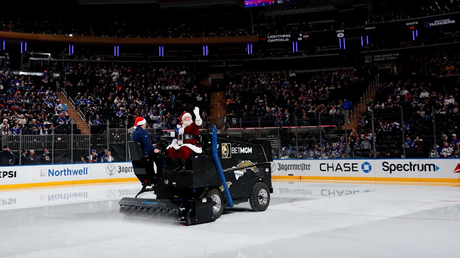 4 things Buffalo Sabres fans want Santa to bring the team this year