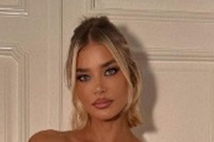 Football ace risked jail to see his hot WAG as prime minister slammed ...