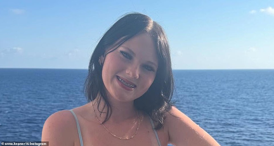 Text messages emerge between Anna Kepner's stepmother and her ex