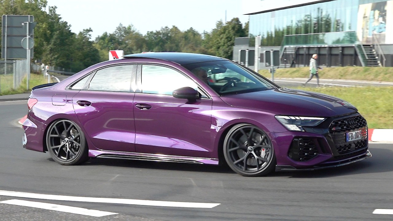 Audi RS3 shows a clean and sporty street look