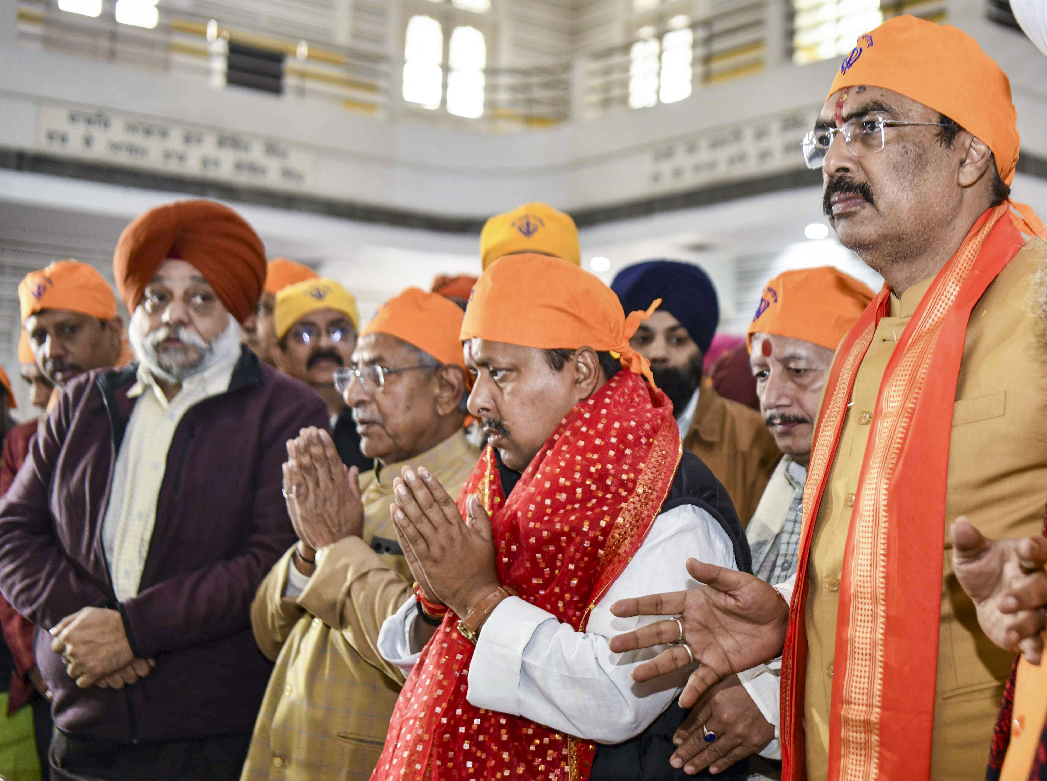 Nabin offers prayers at Patna Sahib gurdwara, two temples in Bihar