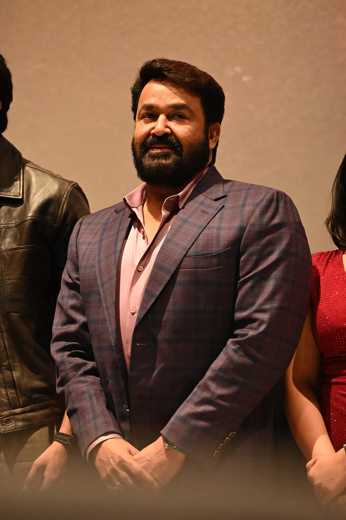 Dubai: Mohanlal shares advice for young actors ahead of 'Vrusshabha ...
