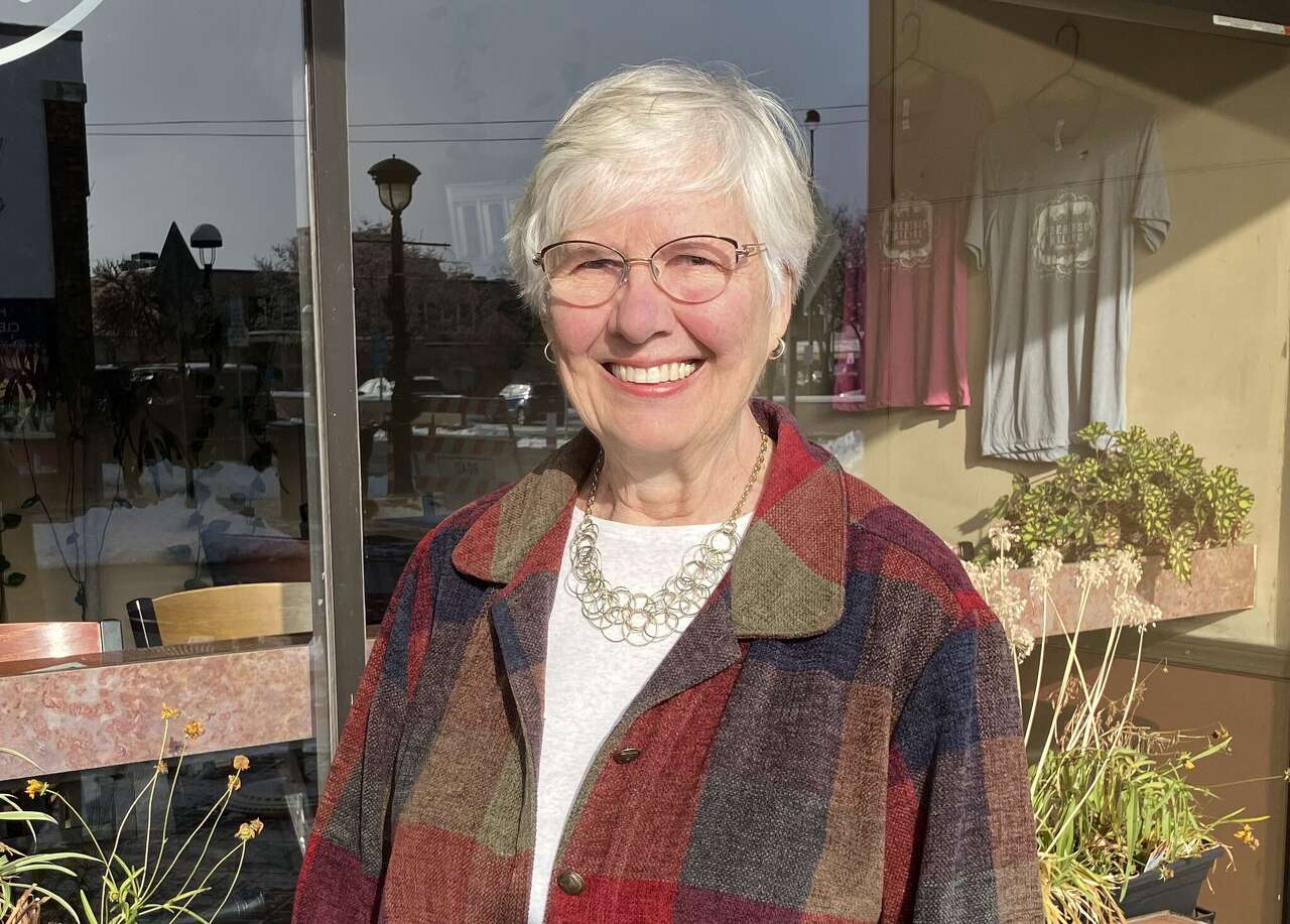 Citizen of the year finalist: Cheryl Rosten pays blessings forward in ...