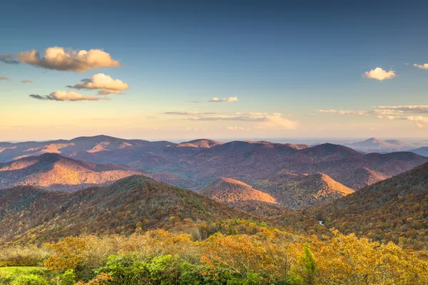 17 best stops on a road trip through the Blue Ridge