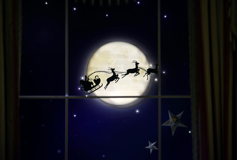 Where is Santa right now? Details explored as NORAD tracks Claus ...