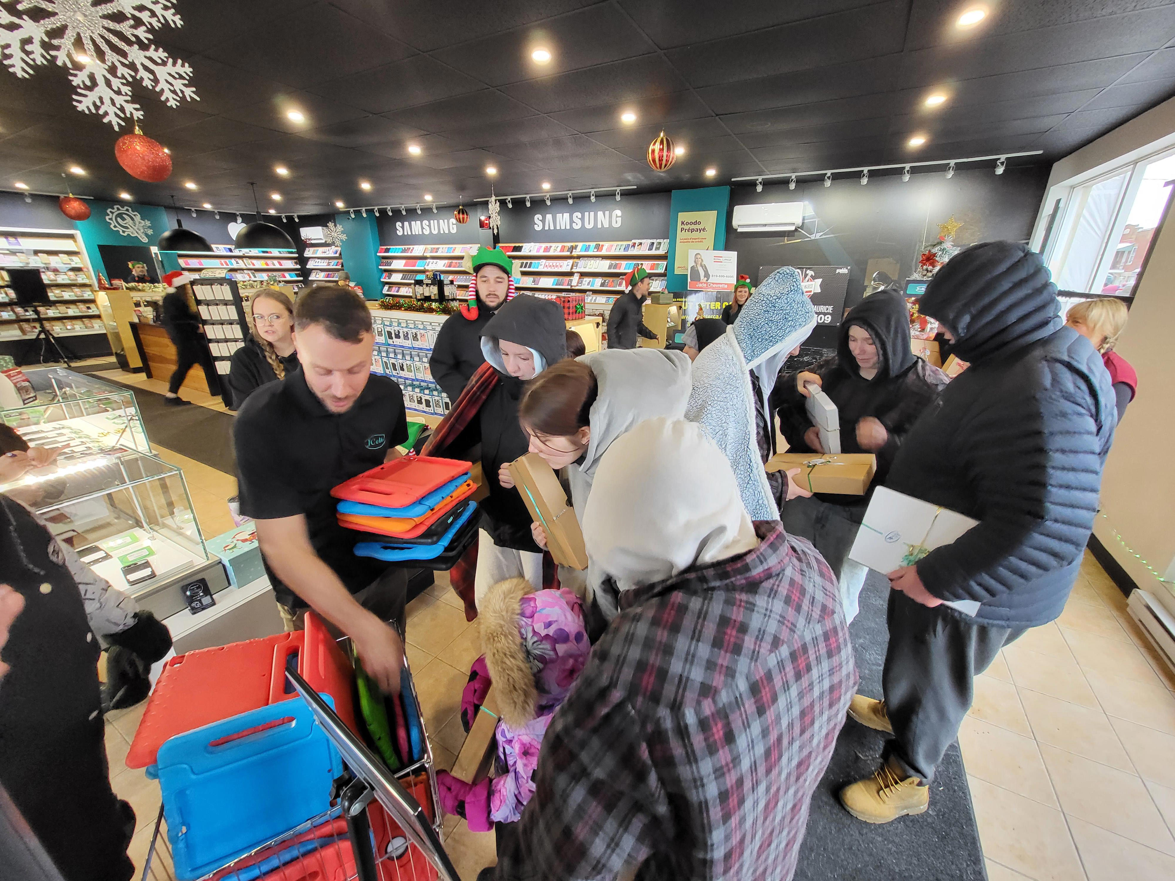 Une entreprise de Shawinigan joue le rôle du père Noël