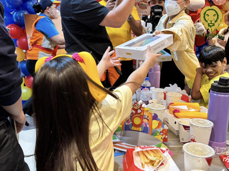 Realme brings early Christmas joy to Kythe Foundation kids