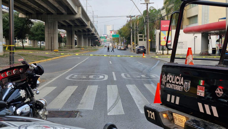 Muere hombre tras ser atropellado en avenida Lázaro Cárdenas en Monterrey