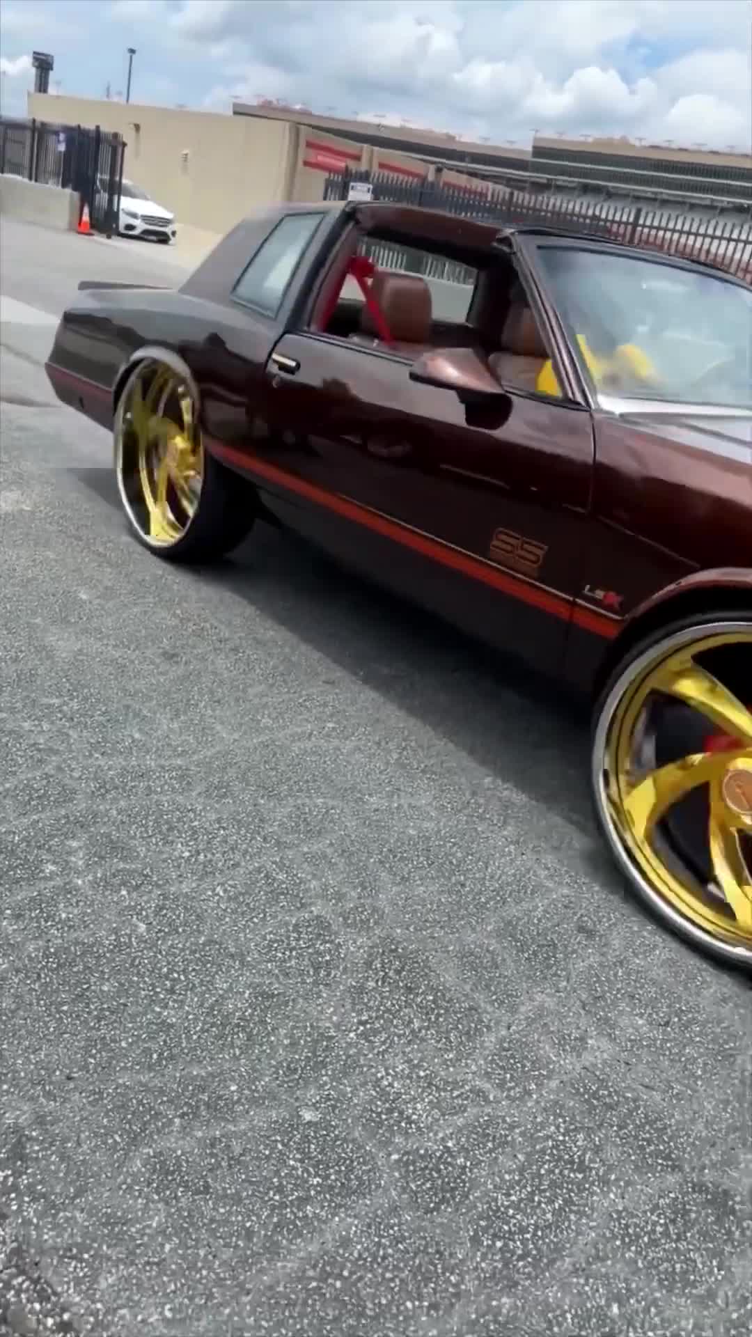 Chevy MC SS on 28’s Takin Off