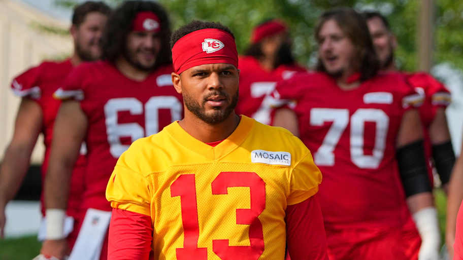 Chris Oladokun reveals optimistic mindset ahead of Christmas vs Broncos