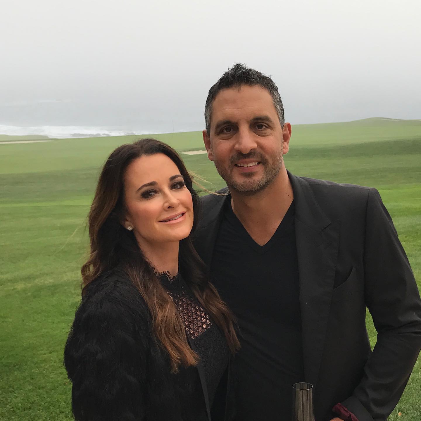 Exes Kyle Richards and Mauricio Umansky reunite in Aspen after awkward ...