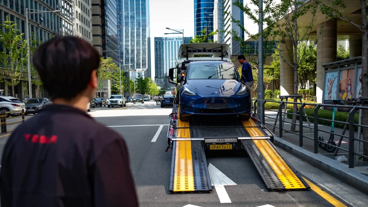 Tesla stock misses Christmas cheer as rapid Korea FSD progress fails to ...