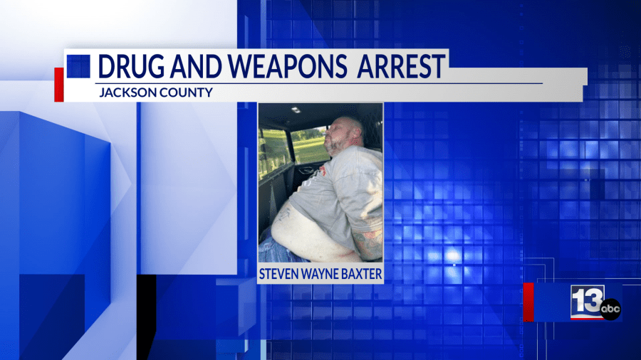 Tallahassee man arrested for drug and weapon charges after police chase