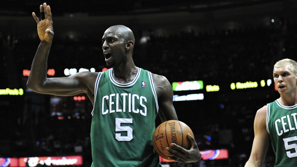 Celtics legend Kevin Garnett makes controversial statement about ...