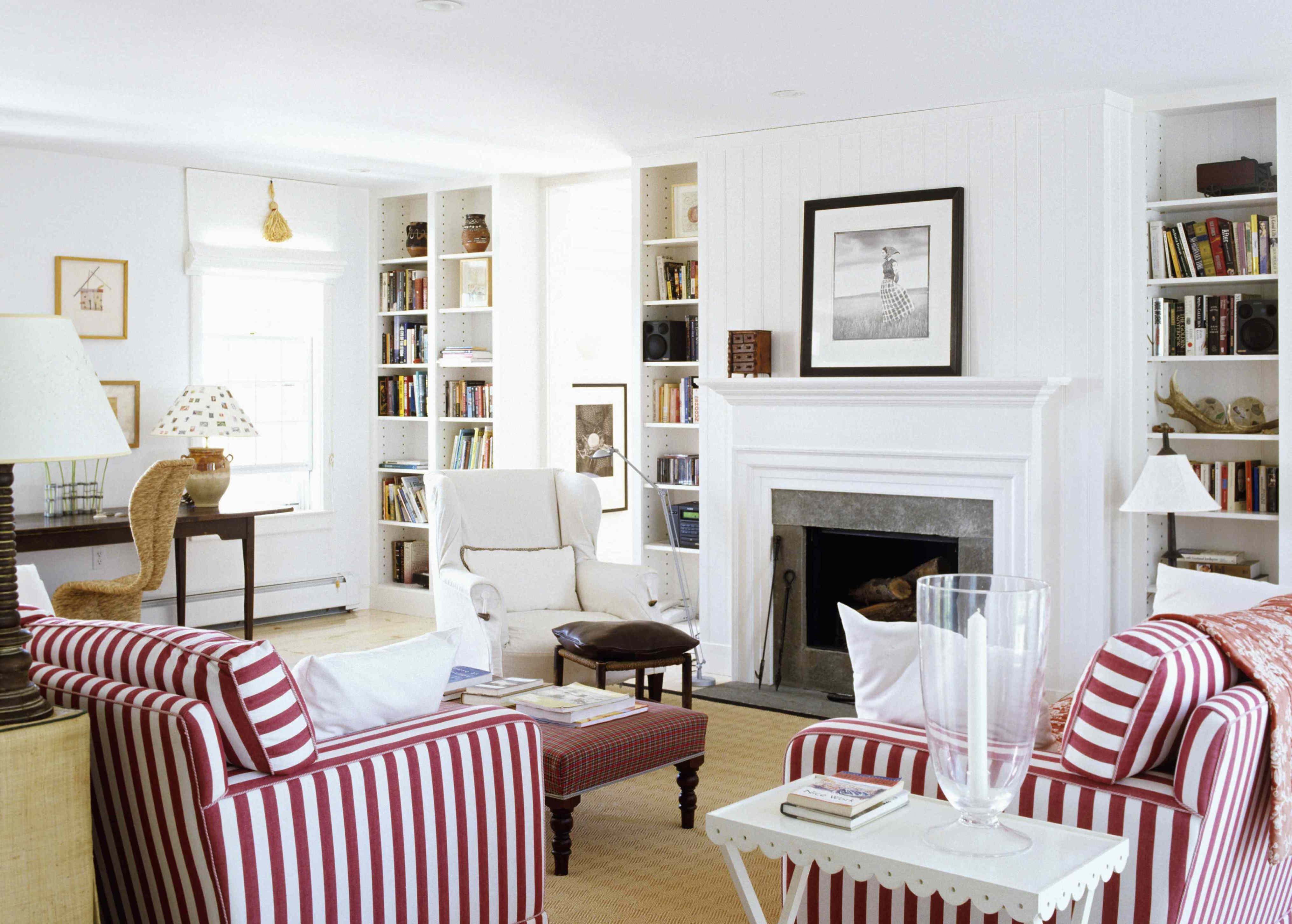 The once-popular living room design staple designers say everyone is ...