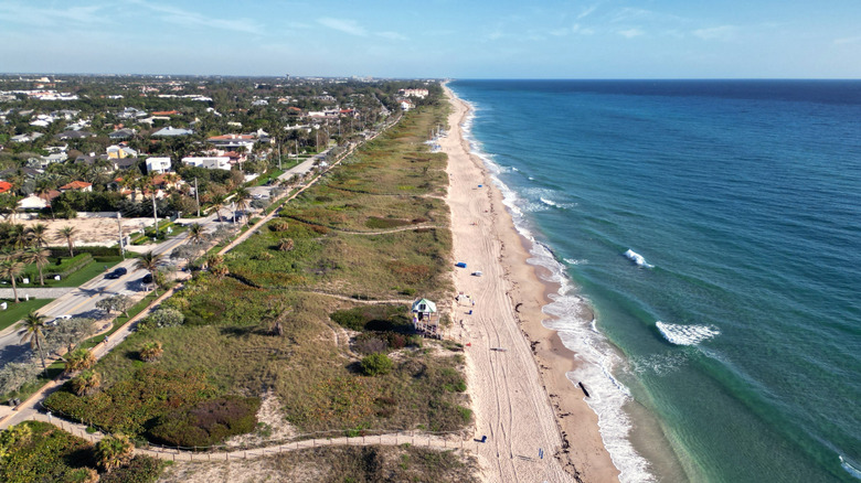 The 'clearest, bluest water in the Southeast' is a Florida beach ...