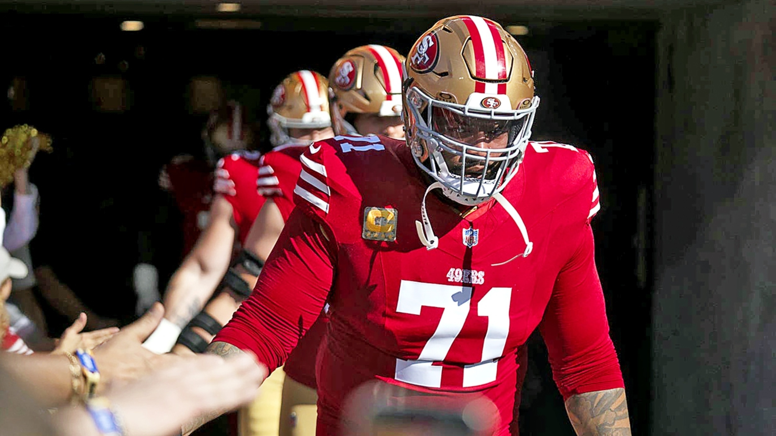 Fowler: 49ers have a decision to make with Trent Williams
