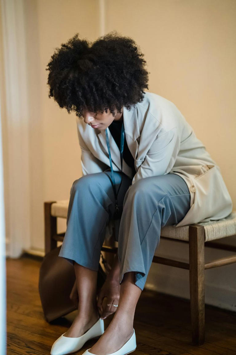 7 office dress code violations that got you sent home in the '80s but ...