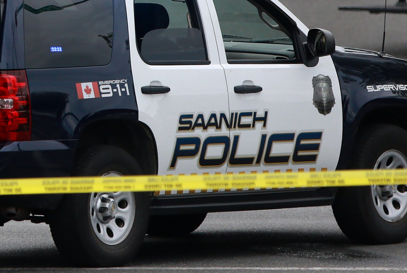 Police find drugs, cash after two search warrants served in Saanich, BC