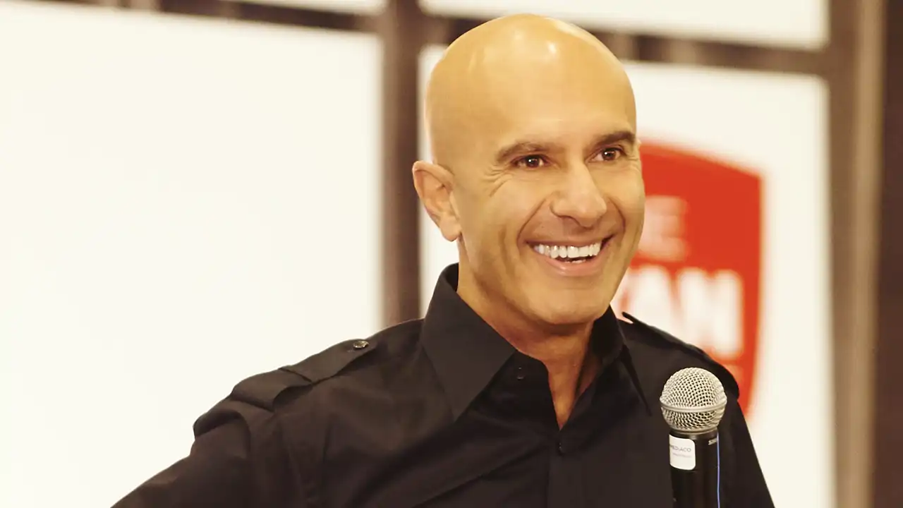 Robin S Sharma, escritor: “Nadie es responsable de nuestra felicidad ...