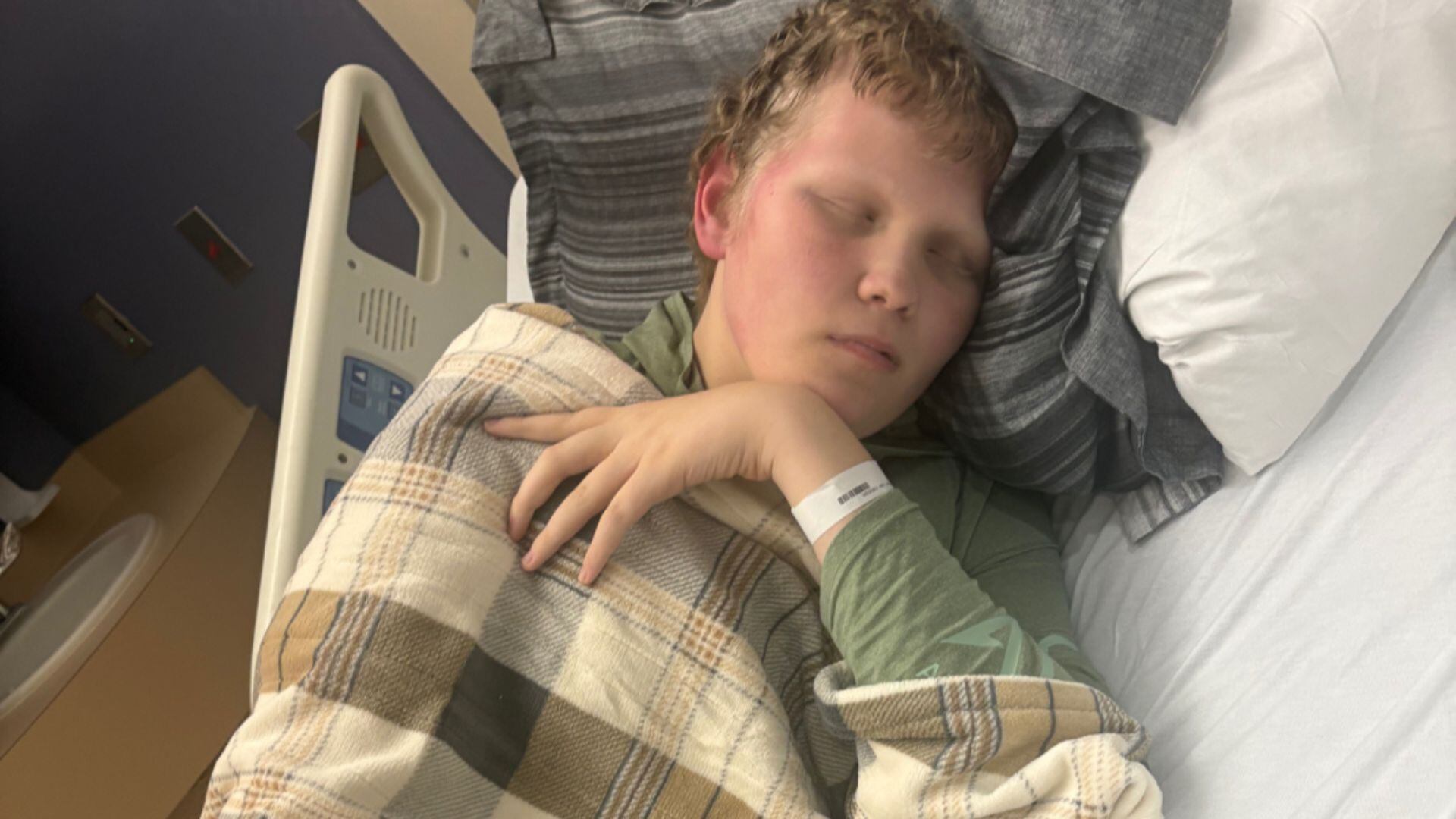 'God is healing me': Coffee County teen continues fight against stage ...