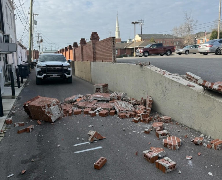 Fort Payne PD looking for information after SUV hits brick wall, leaves ...