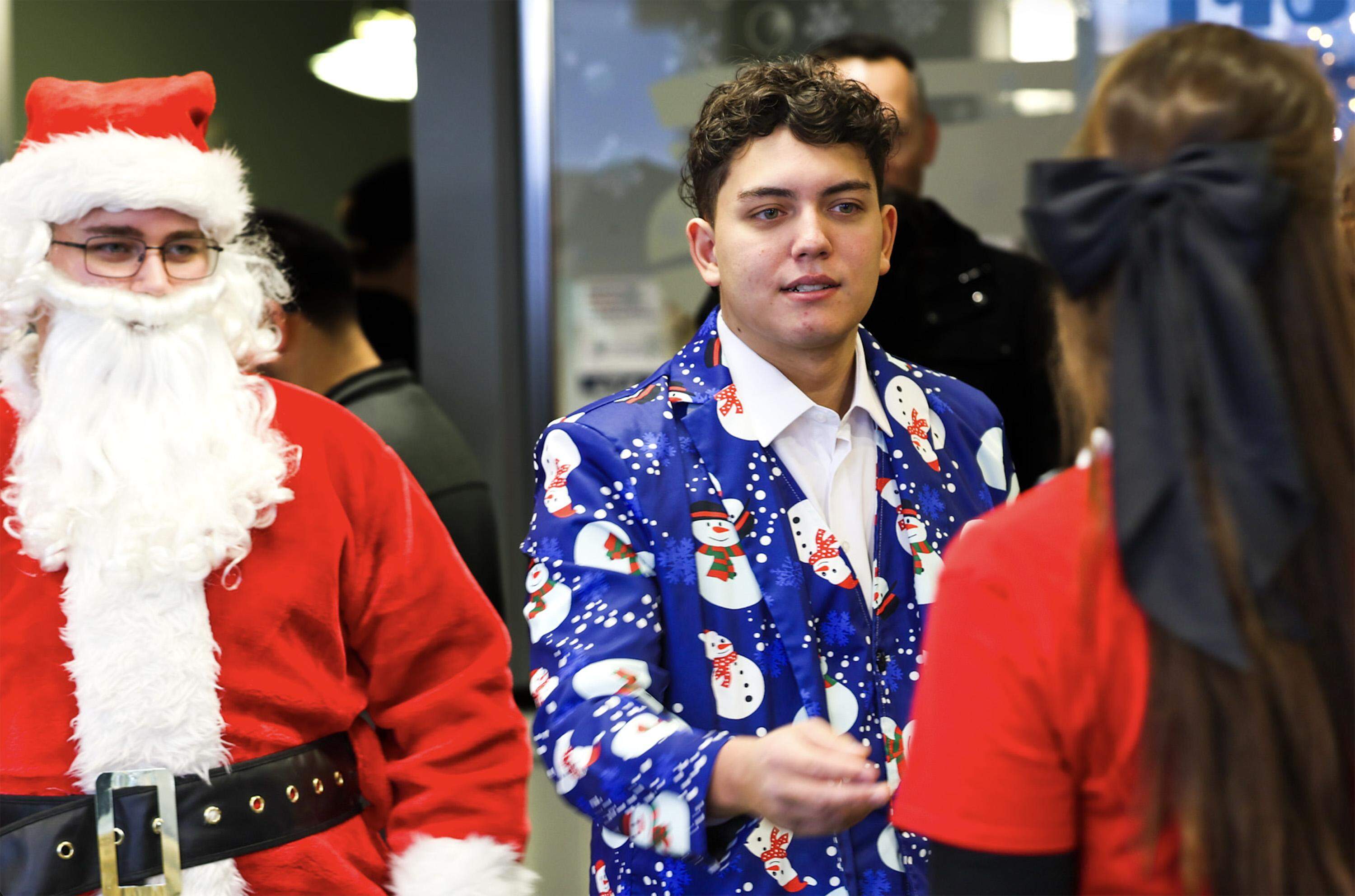 Local radio station, Kennewick police deliver joy to kids in the hospital