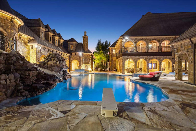 Fancy Texas castle owned by sports executive sells for $6.7M at auction