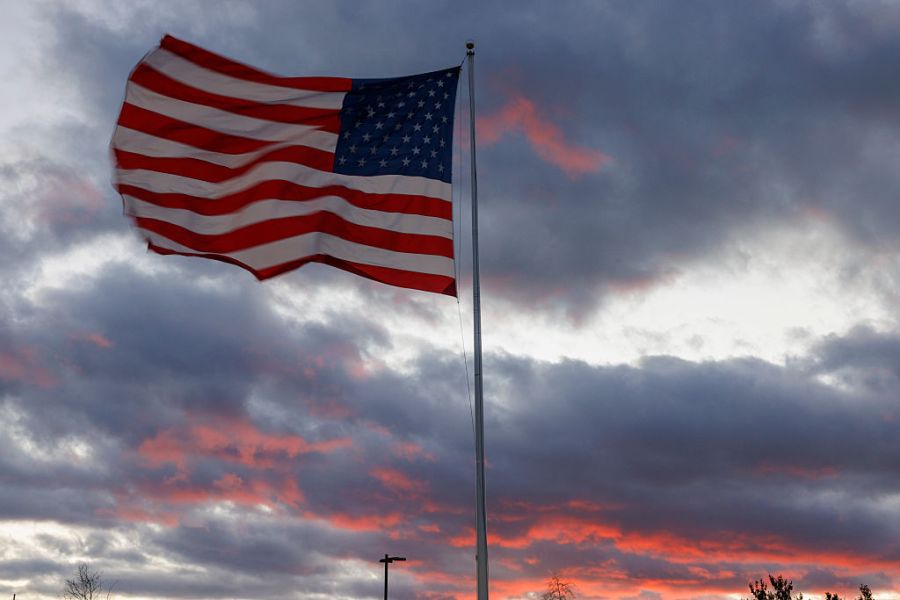Florida man goes viral after running 700 miles with US flag