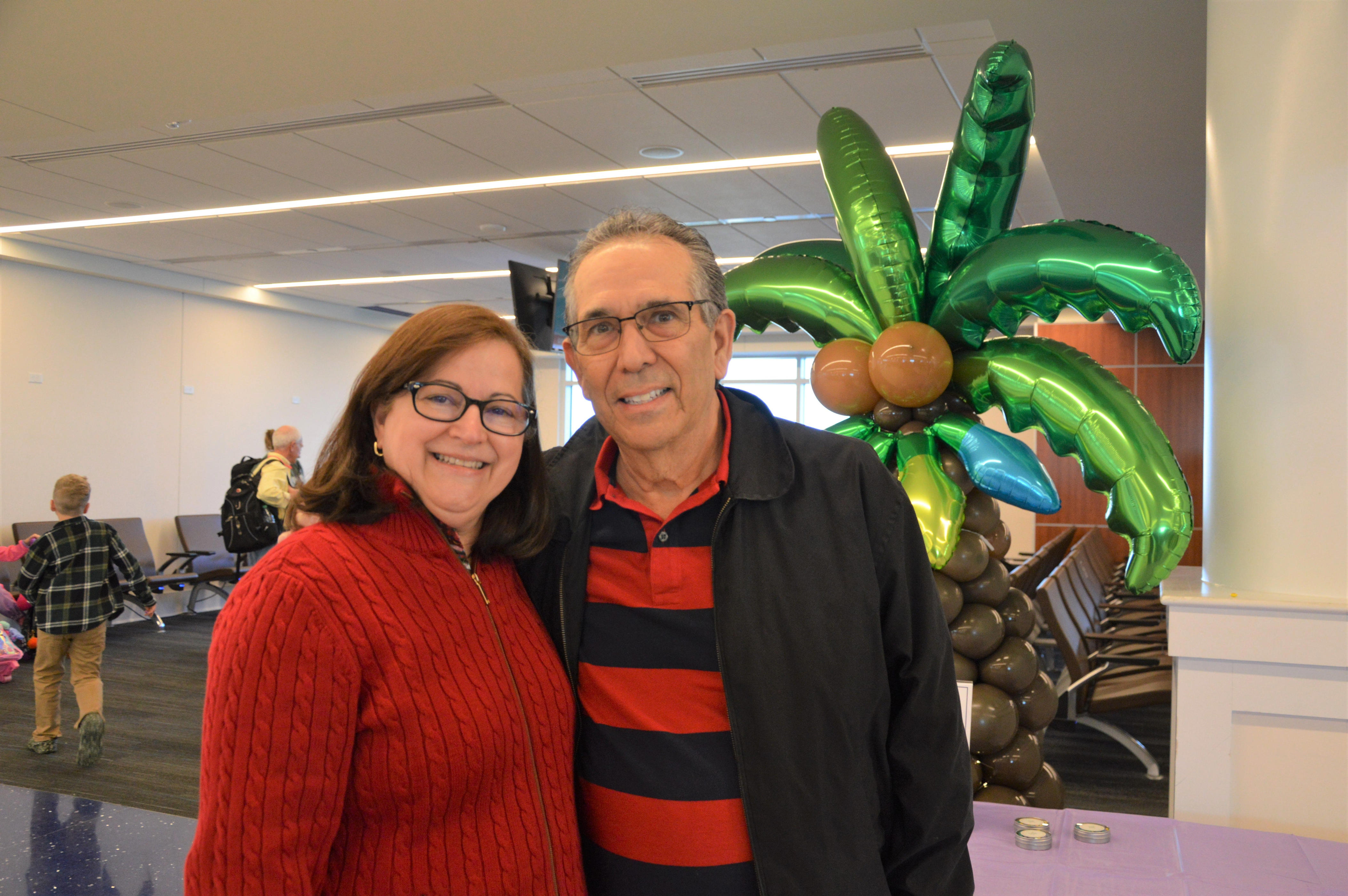 First international commercial flight takes off from Wilmington airport
