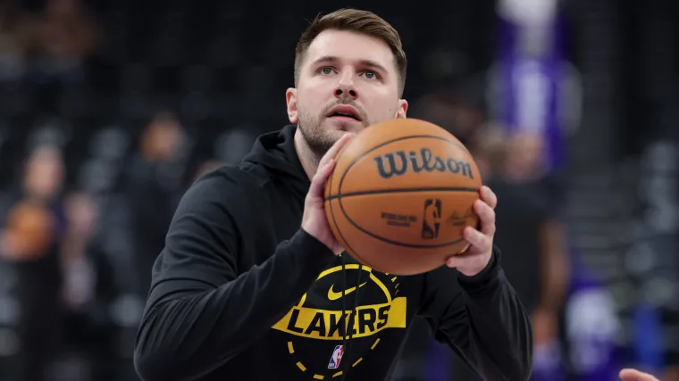 Is Luka Doncic playing on Christmas? Latest updates on Lakers star's ...