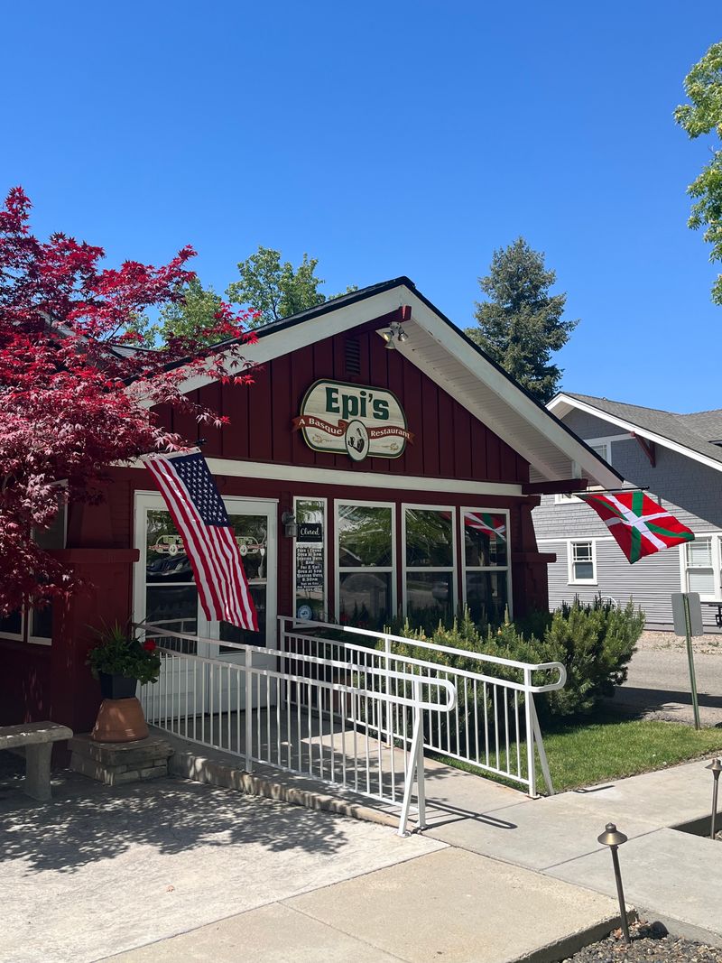8 Idaho hidden food gems that some locals claim are better than the ...