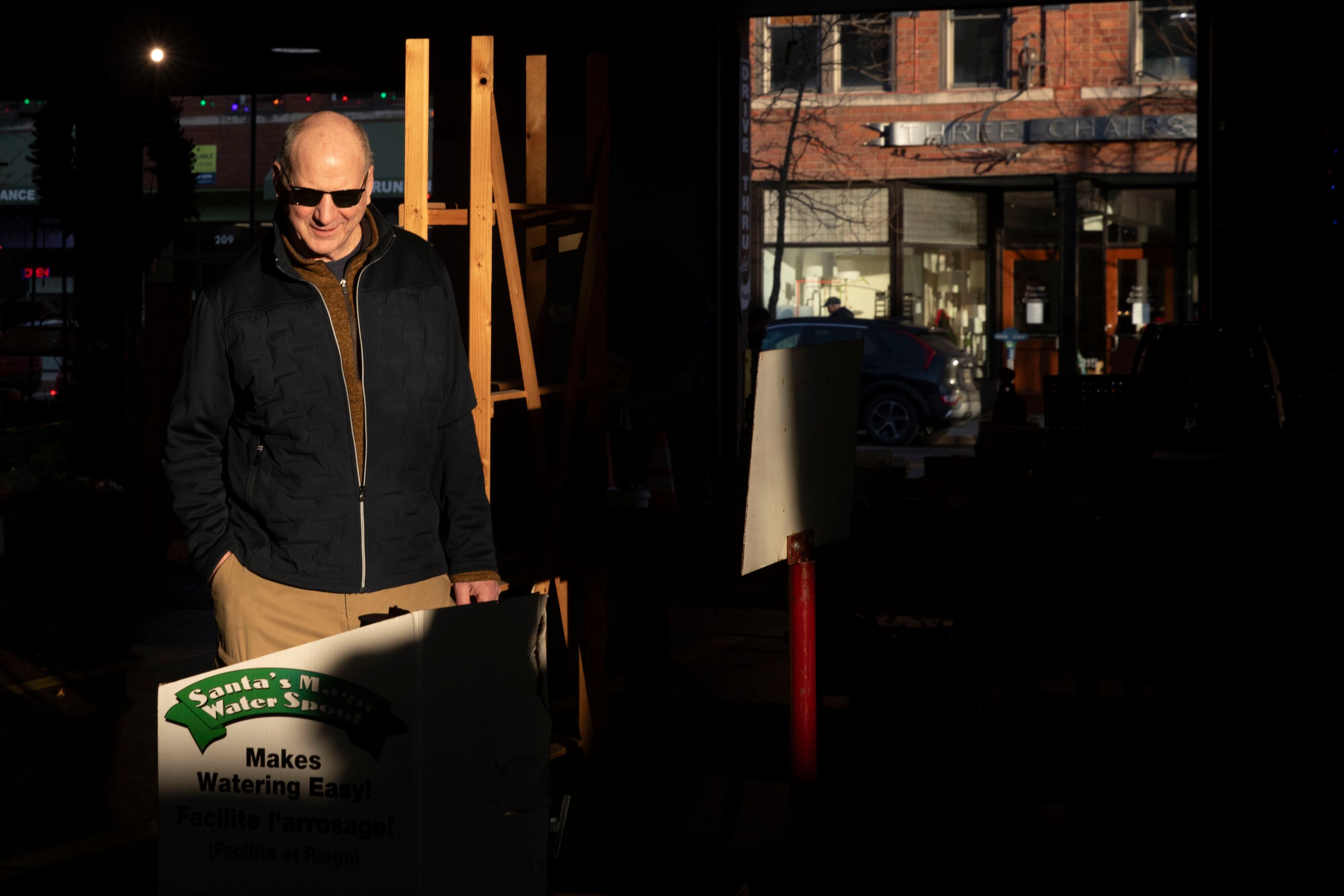 Customers say final farewell to Ann Arbor’s Downtown Home and Garden as ...