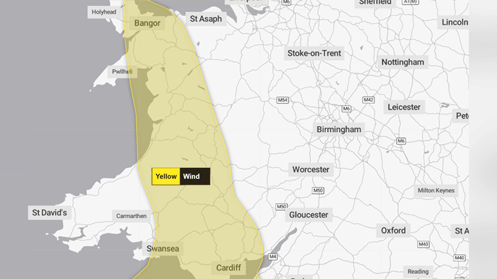 Christmas Day weather warning for 65mph wind gusts
