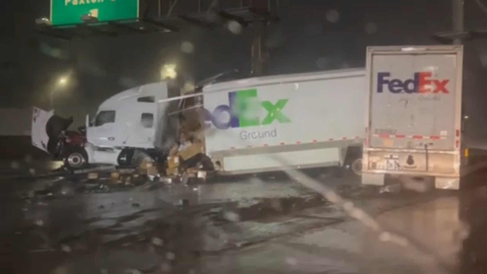 FedEx semi-truck crash shuts down portion of 5 Freeway in San Fernando ...