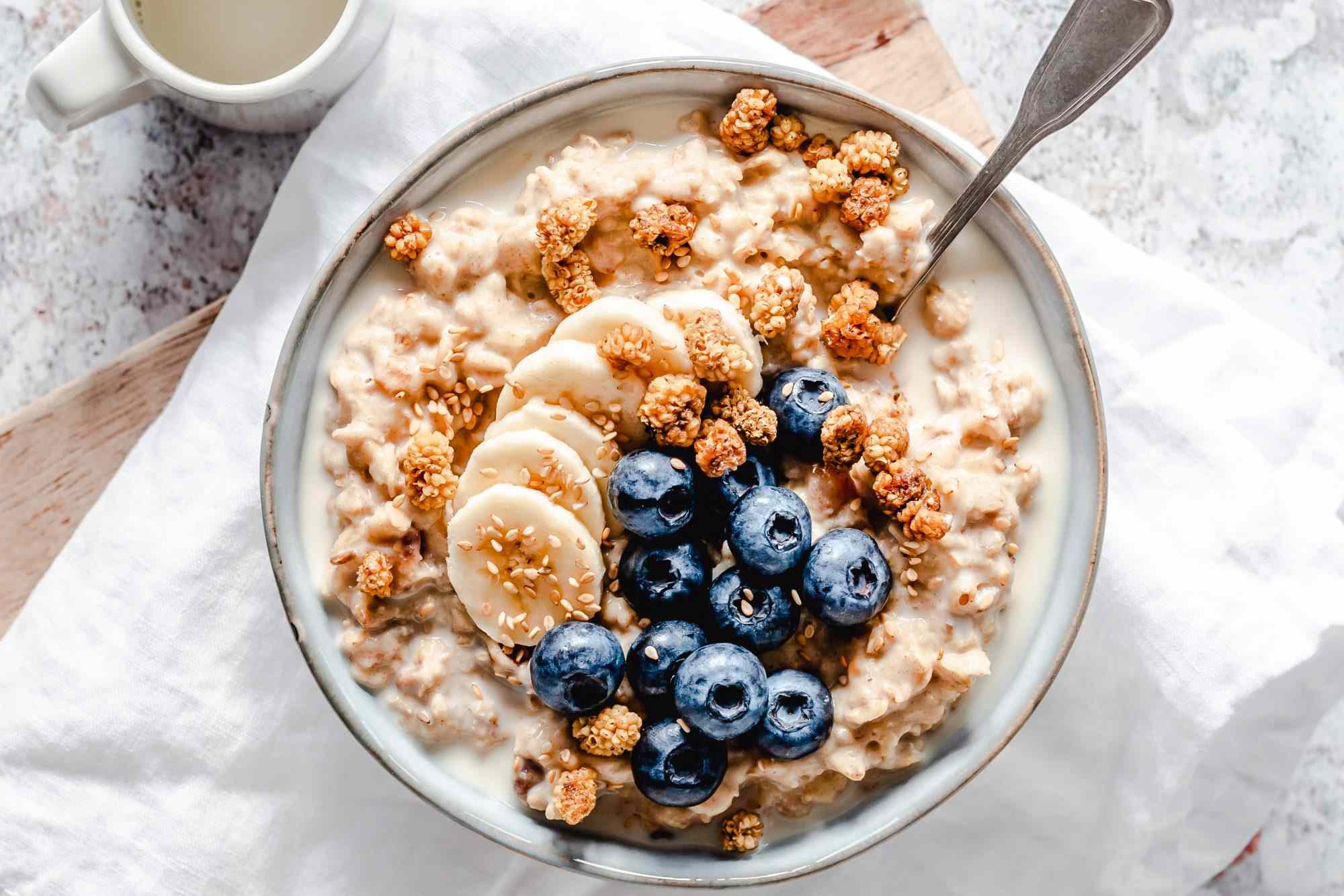 What happens to your body when you eat oats regularly