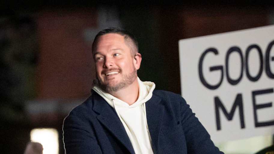 Travel for Oregon Ducks game at Orange Bowl just got easier