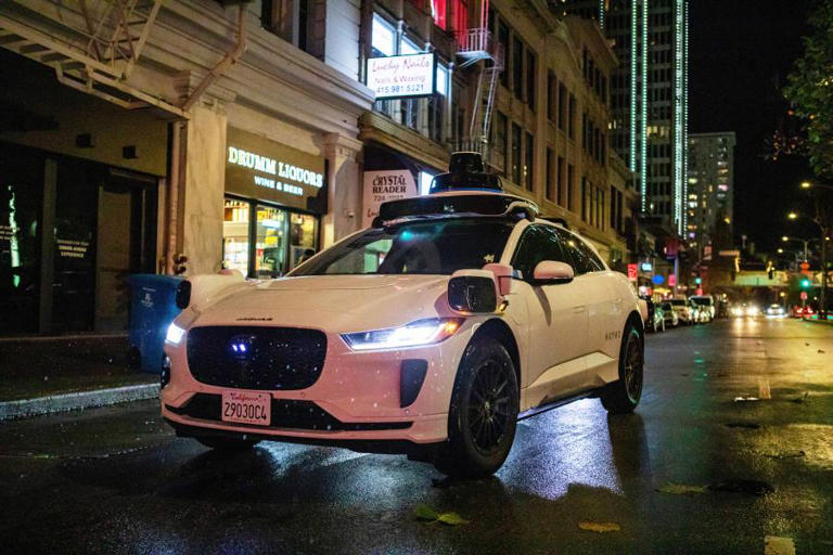 Waymo halts rides in Bay Area due to Christmas flash flood warning