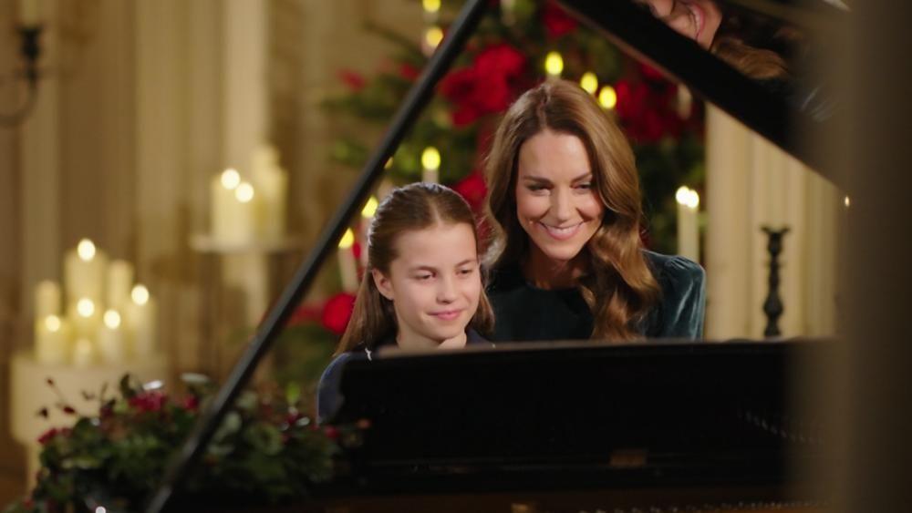 Catherine and Charlotte perform piano duet for Christmas carol concert