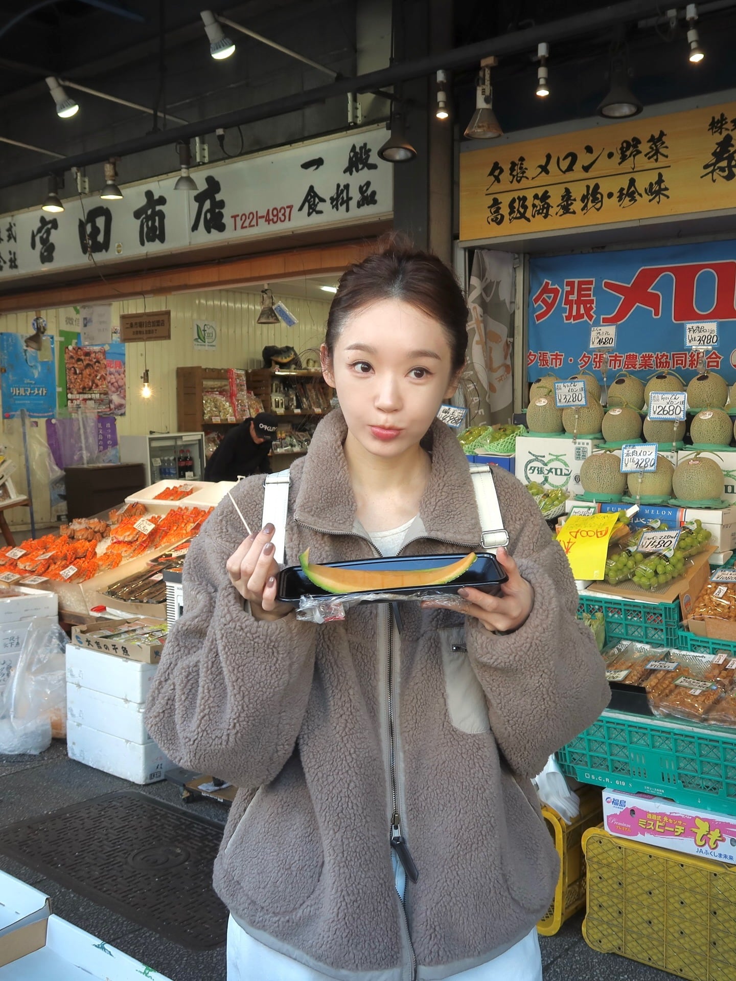 Fleece jackets drive 'granola core' trend among MZ generation