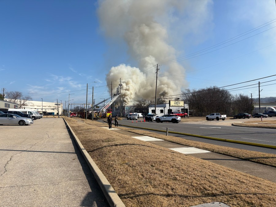 Birmingham firefighters battle commercial fire on Christmas Eve