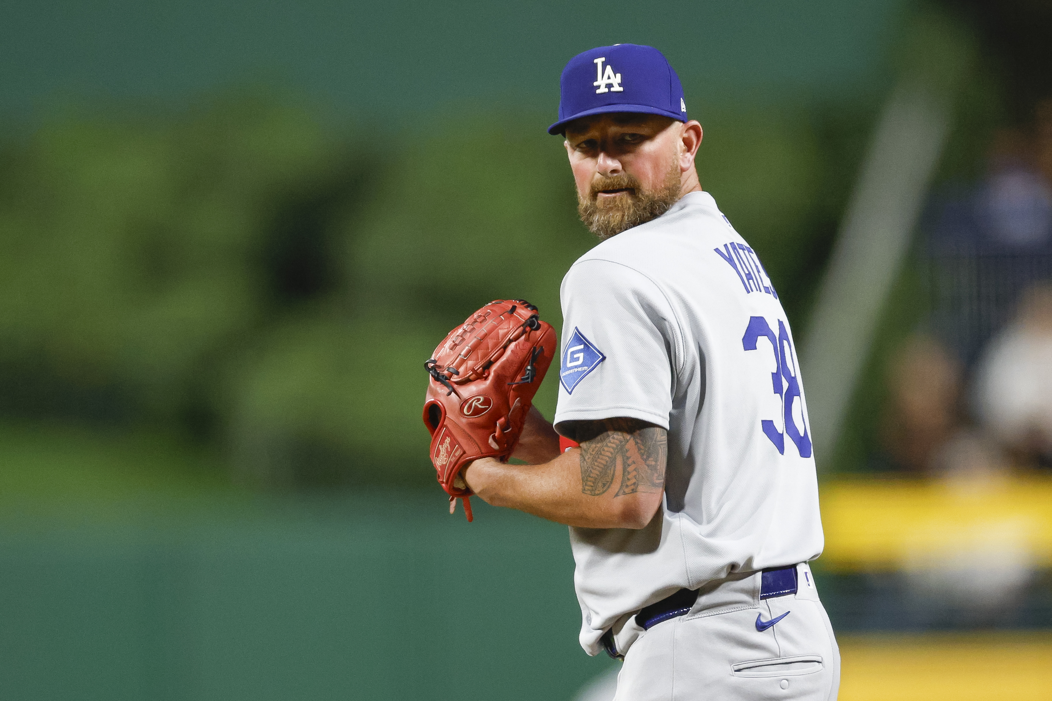 Blue Jays urged to steal All-Star pitcher from Dodgers
